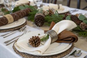 21+ Creative Table Settings with Napkins Ideas